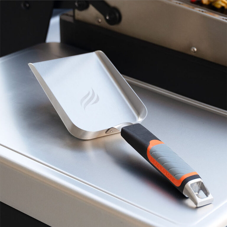 Stainless Steel Griddle Scoop with Flat Base - Blackstone Griddles