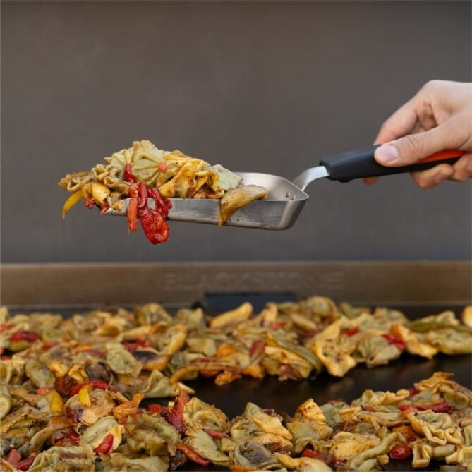 Stainless Steel Griddle Scoop with Flat Base - Blackstone Griddles